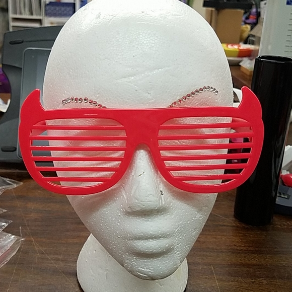 Halloween | Accessories | Halloween Devil Horned Eye Glasses Shutter ...